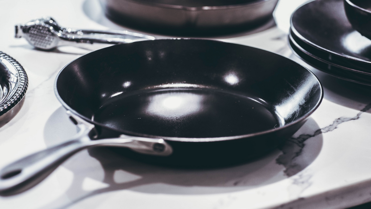 How To Care For Your Carbon Steel Pan: The Full Guide – Marquette Castings